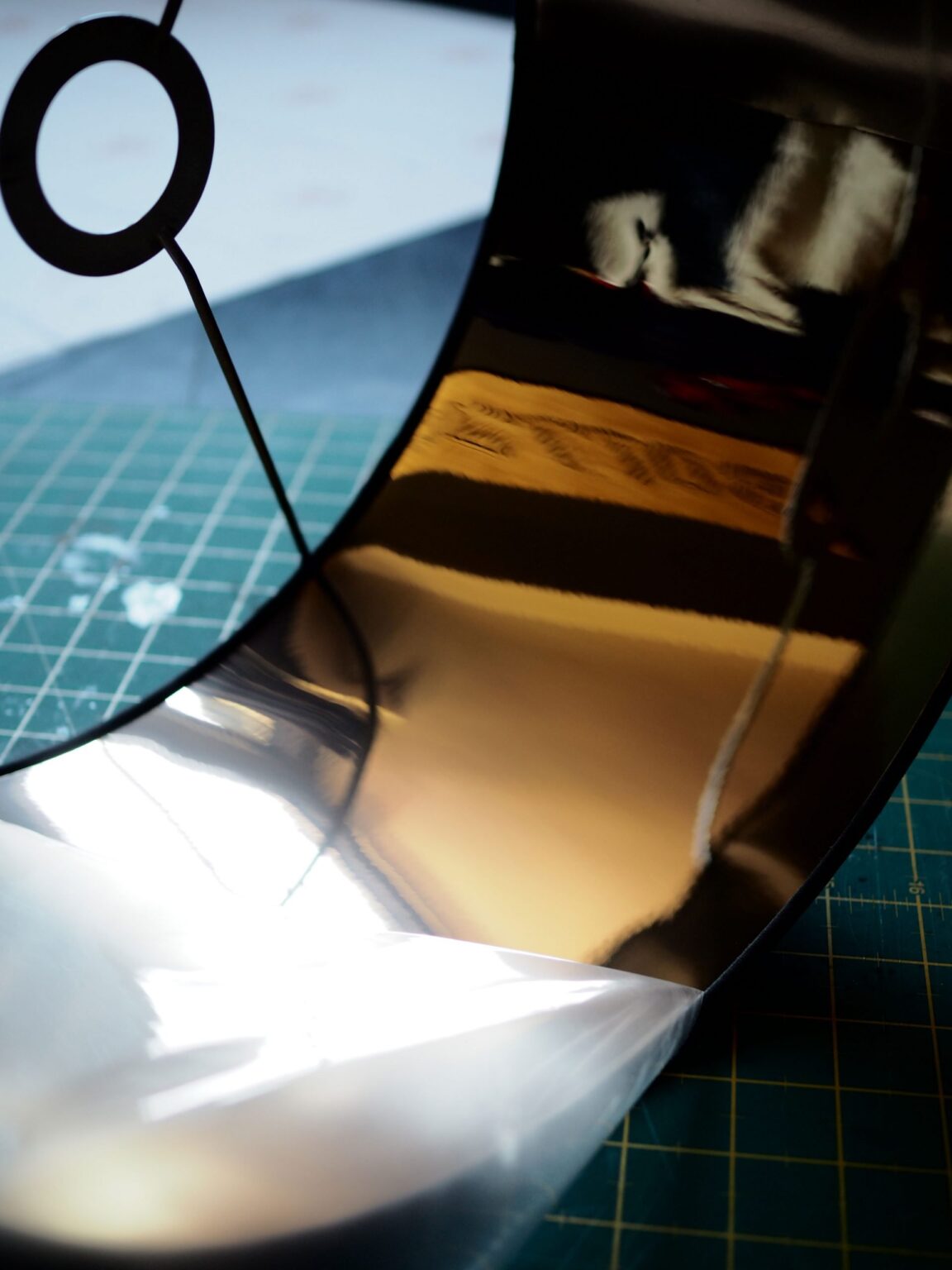 Adding a metallic lining to lampshades - Raspberry Flavoured Windows